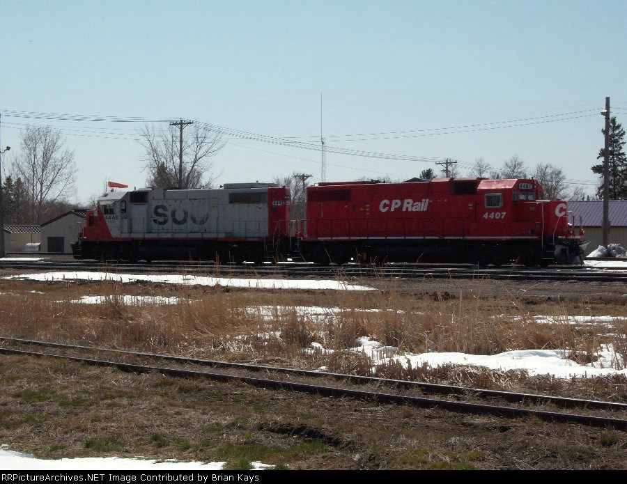 CP 4407 & SOO 4445